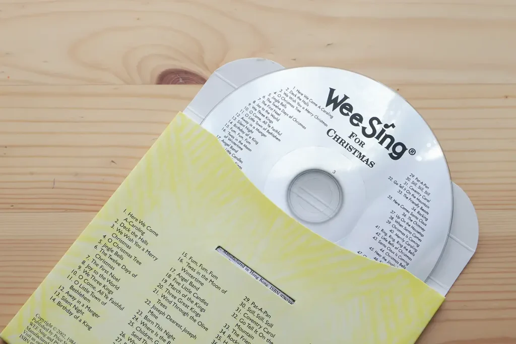 子ども向け英語の歌なら『WeeSing』がおすすめ！世界で大人気の童謡集 | オウチーク！